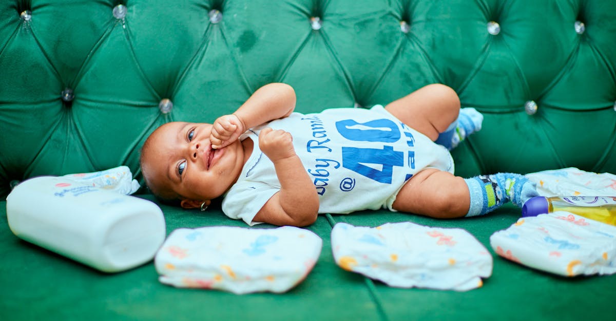 Guide essentiel des couches pour bébés : marques, avis et conseils